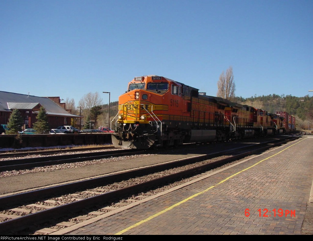 BNSF 5115